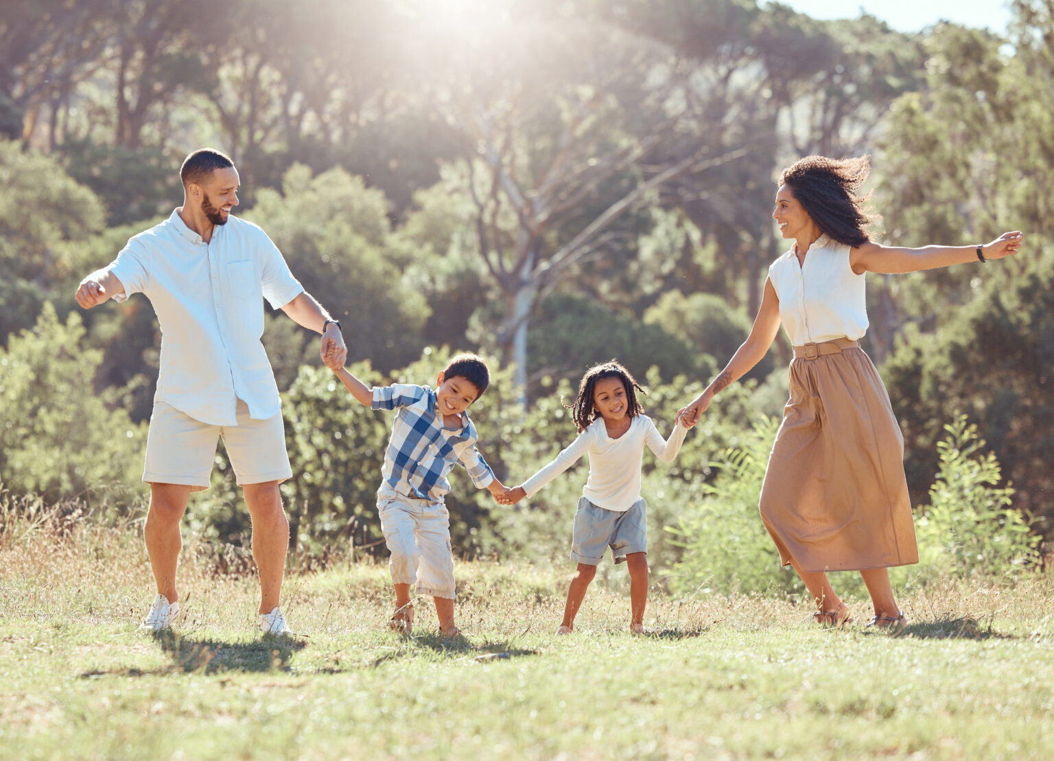 Budget-Friendly Family Adventures In The Great Outdoors | MomsWhoSave.com
