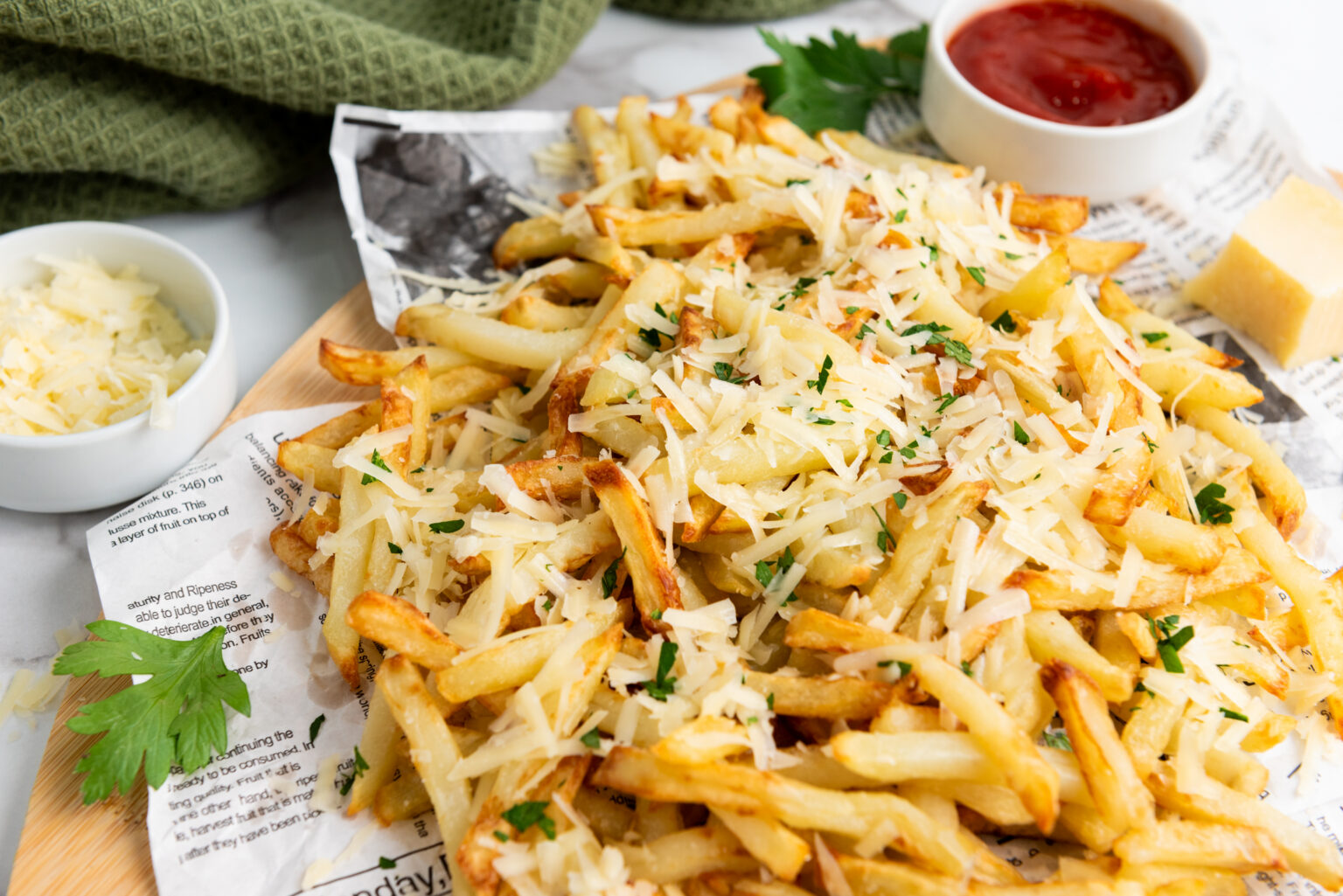 Restaurant-Style Air Fryer Parmesan Truffle Fries Recipe | MomsWhoSave.com